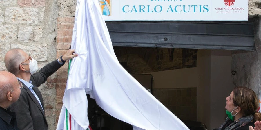 Comedor social Carlo Acutis, lugar de encuentro para los necesitados en ...