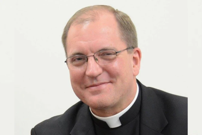 Fue bautizado por Fulton Sheen y ahora el Papa lo nombra obispo en Estados Unidos | ACI Prensa