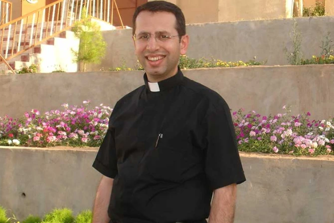 La historia del sacerdote asesinado por el Estado Islámico ante su ...