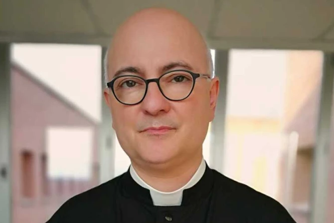 Padre José Antonio Fortea a Mons. Viganò: La división no es forma de ...