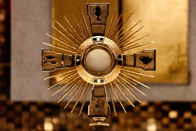 Avivamiento Eucarístico en EEUU: Lanzan curso Jesús y la Eucaristía en ...