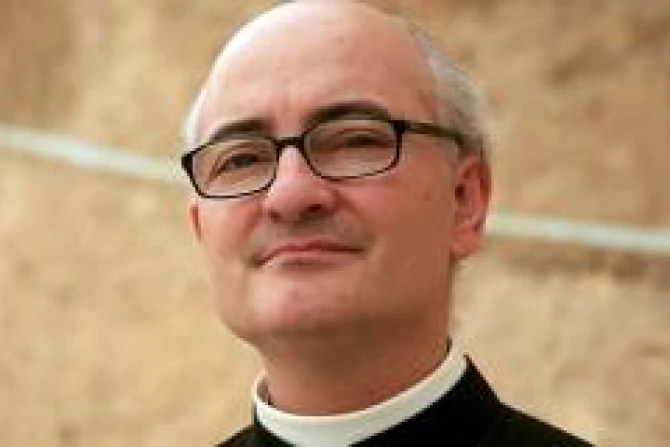 ACI Prensa publica "Exorcística" nuevo libro del P. Fortea | ACI Prensa