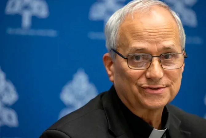 Cardenal en el Sínodo de la Sinodalidad: Clericalizar a las mujeres no ...