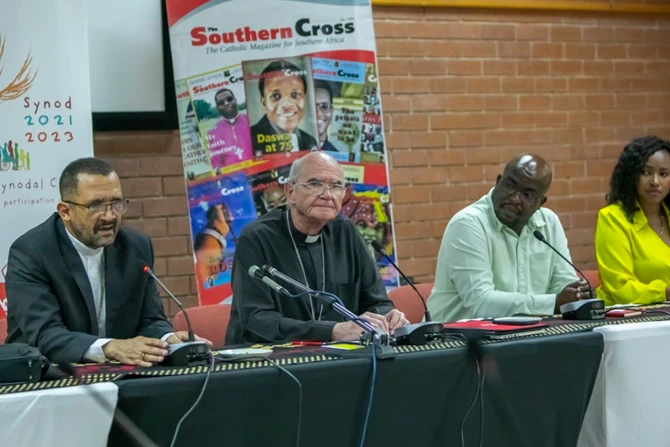 Fiducia supplicans: Obispos del sur de África realizarán bendiciones ...