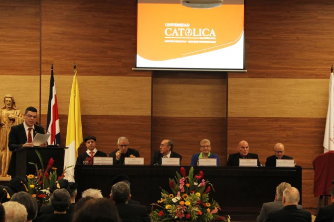 Vaticano otorga su reconocimiento a la Universidad Católica de Costa ...
